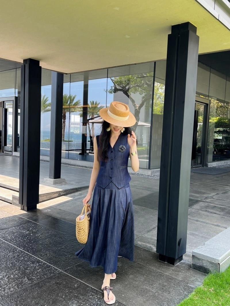 Brand-original Chanel Dress Suits