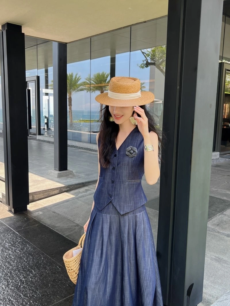 Brand-original Chanel Dress Suits
