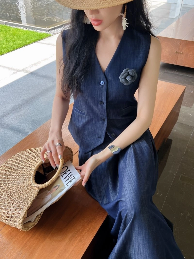 Brand-original Chanel Dress Suits