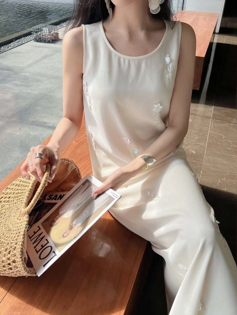 High fidelity Chanel Dress Suits