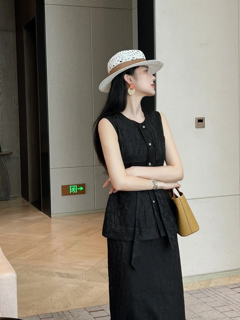 Discounted Chanel Dress Suits