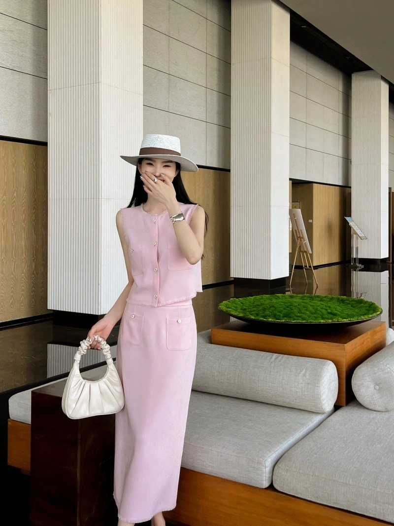 Legit Chanel Dress Suits