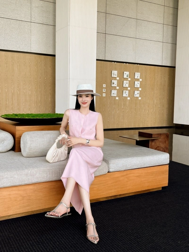 Legit Chanel Dress Suits