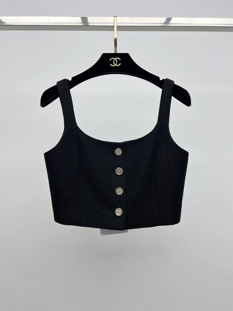Top mirror Chanel Dress Suits