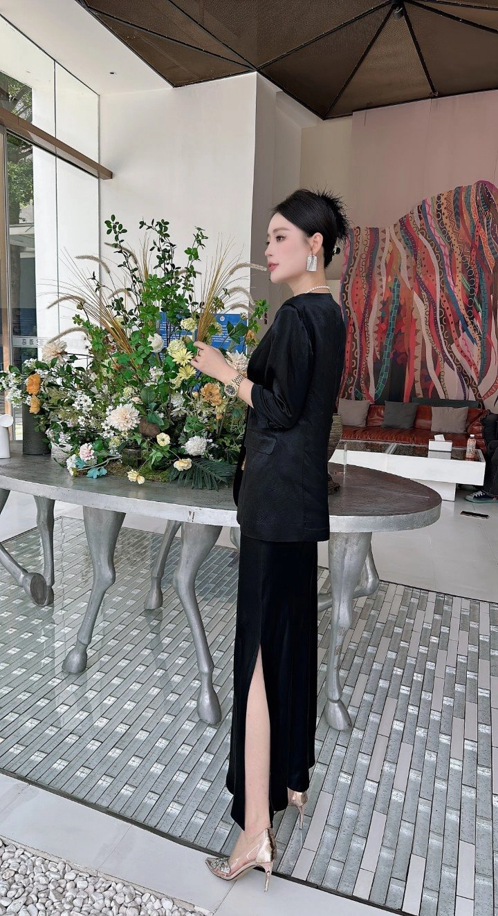 Discounted Chanel Dress Suits