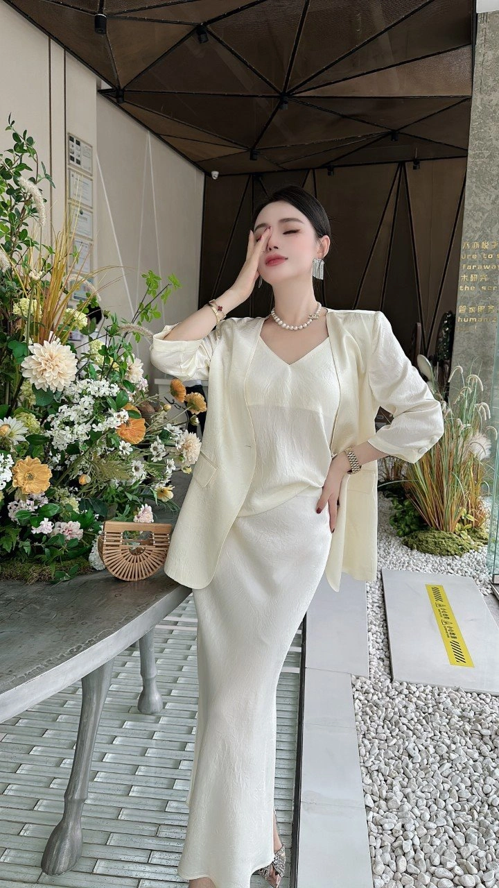 Mirror quality Chanel Dress Suits