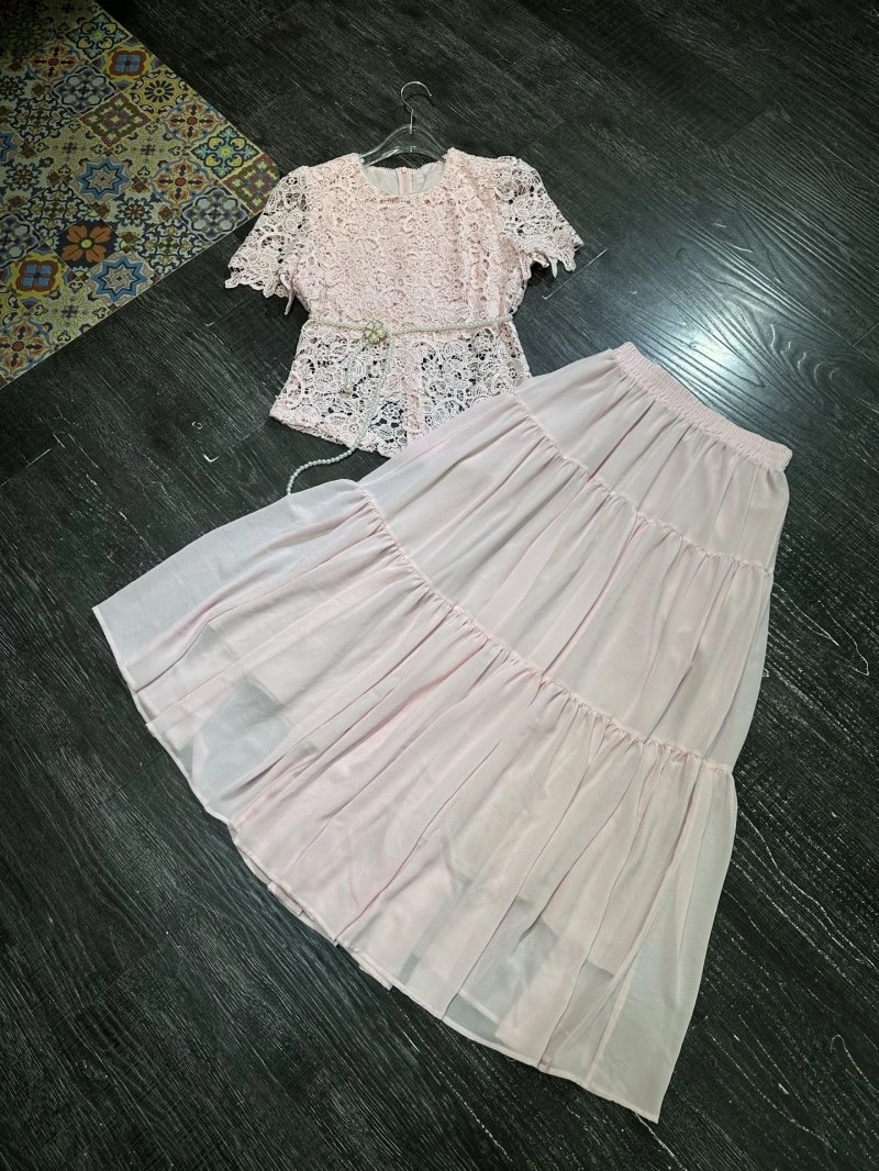Top mirror Chanel Dress Suits