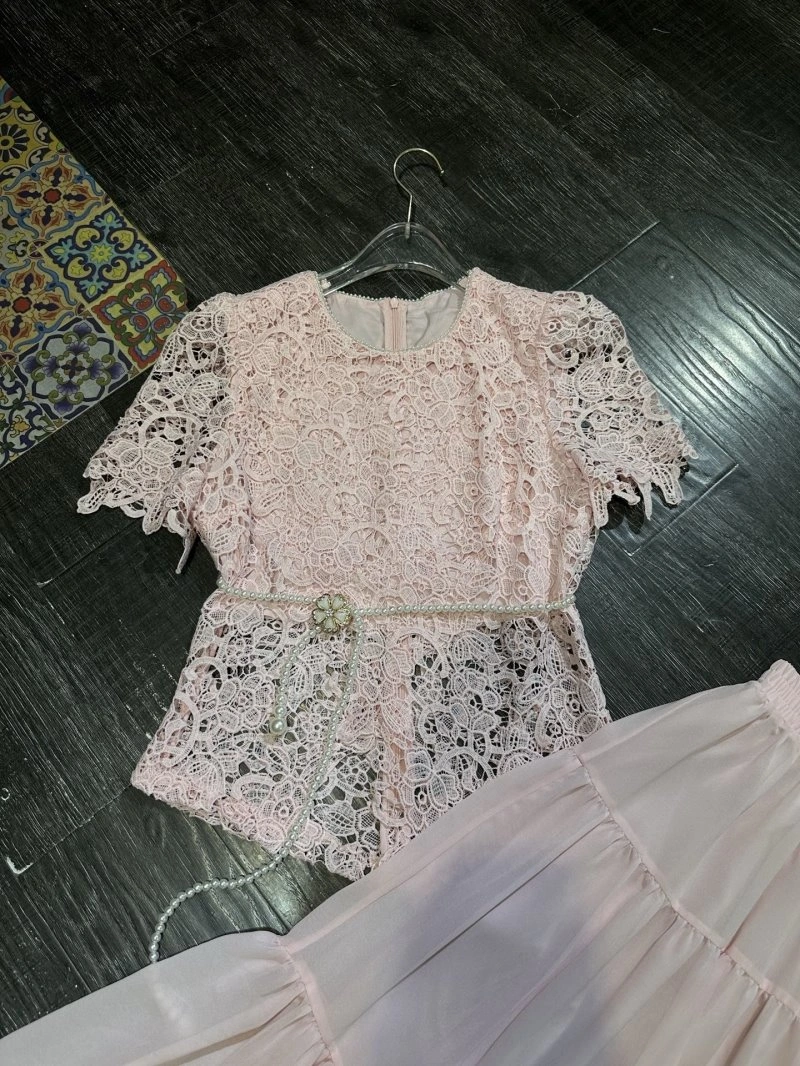 Top mirror Chanel Dress Suits