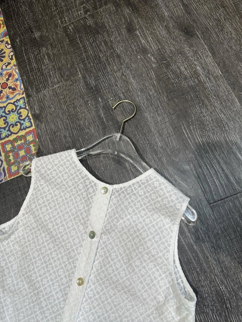 Top mirror Chanel Dress Suits