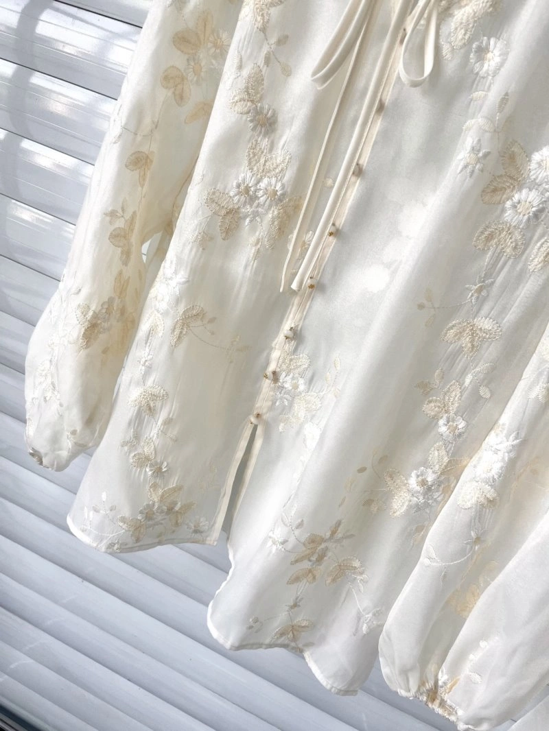 Low-cost Chanel Dress Suits