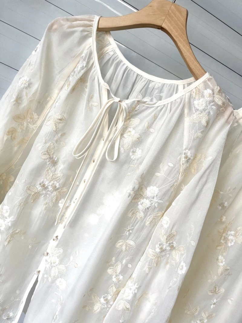 Low-cost Chanel Dress Suits