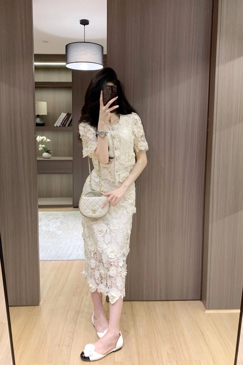 Top match Chanel Dress Suits