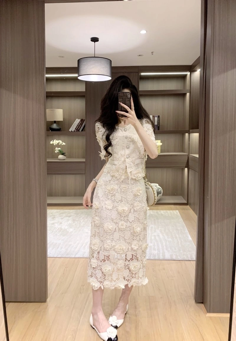 Top match Chanel Dress Suits
