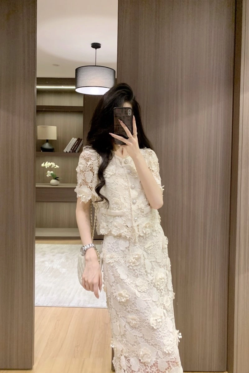 Top match Chanel Dress Suits