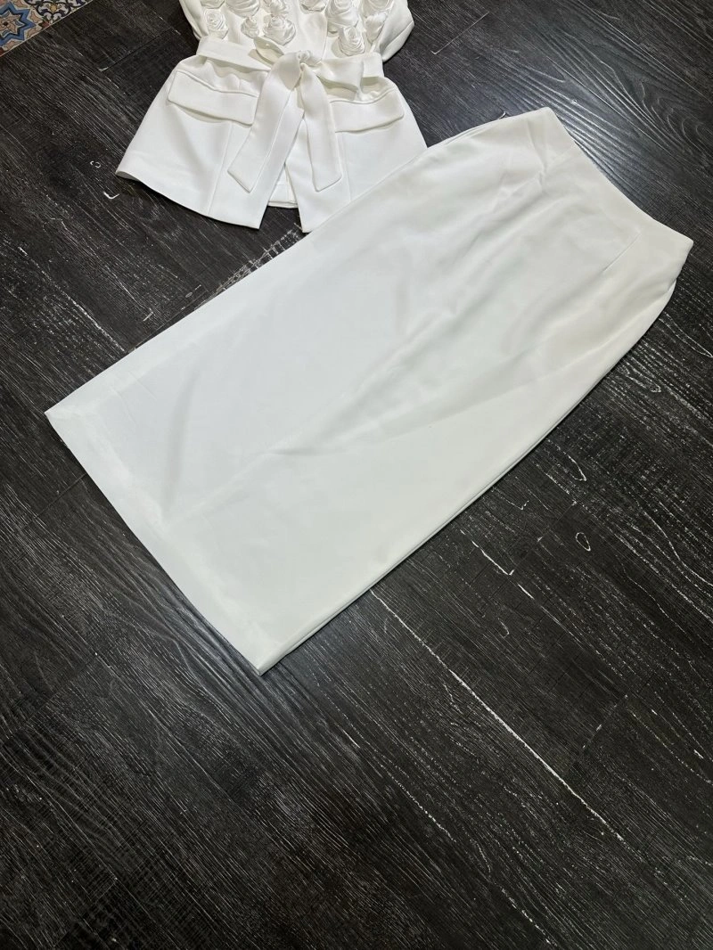 Bargain Chanel Dress Suits