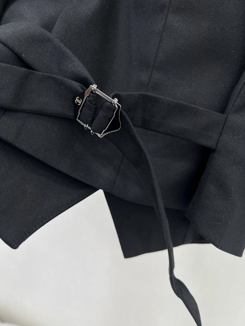 Top mirror Chanel Dress Suits