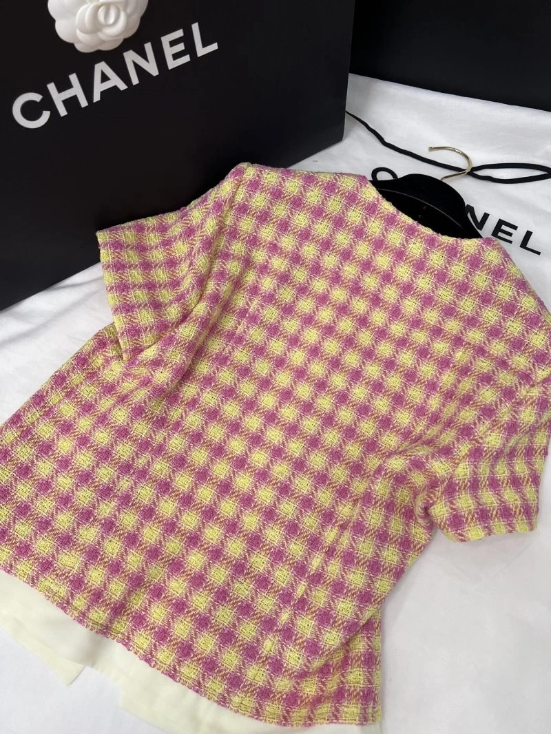 Top match Chanel Dress Suits