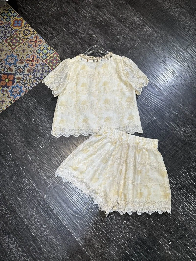 Top mirror Chanel Dress Suits