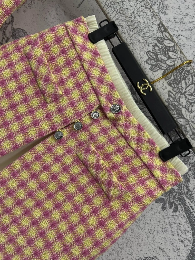 Low-cost Chanel Dress Suits