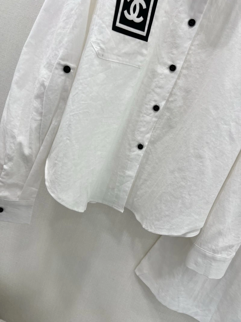 Top mirror Chanel Dress Suits