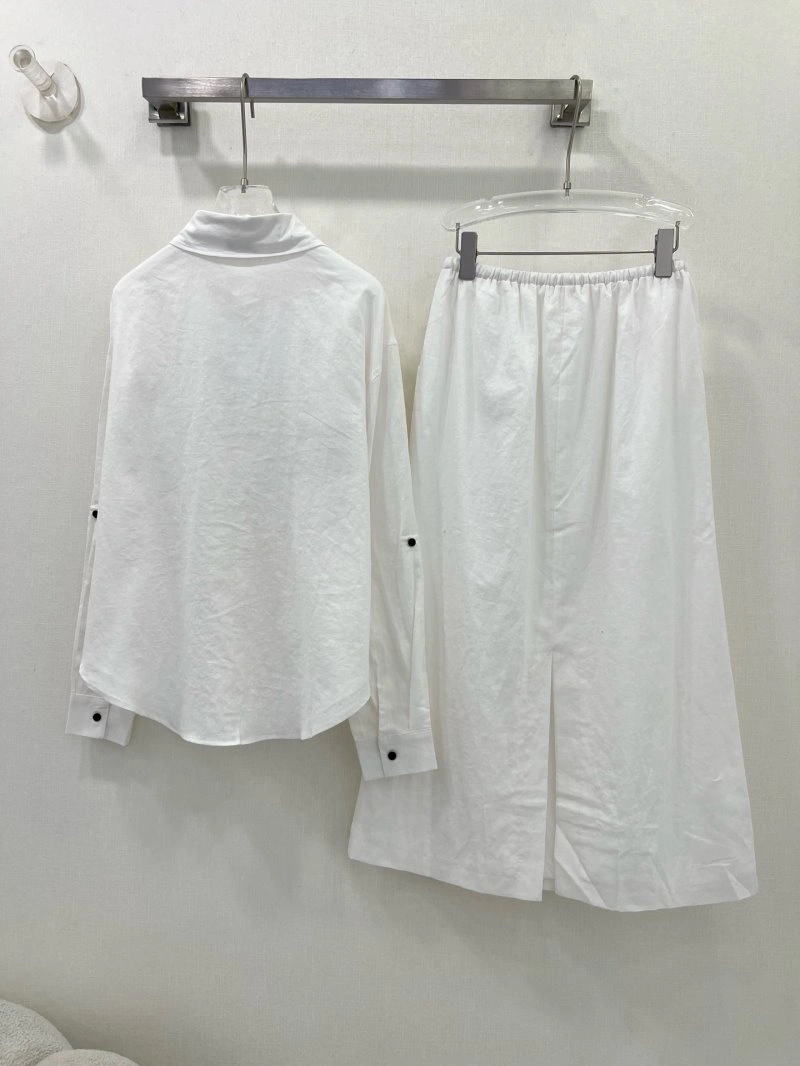 Top mirror Chanel Dress Suits