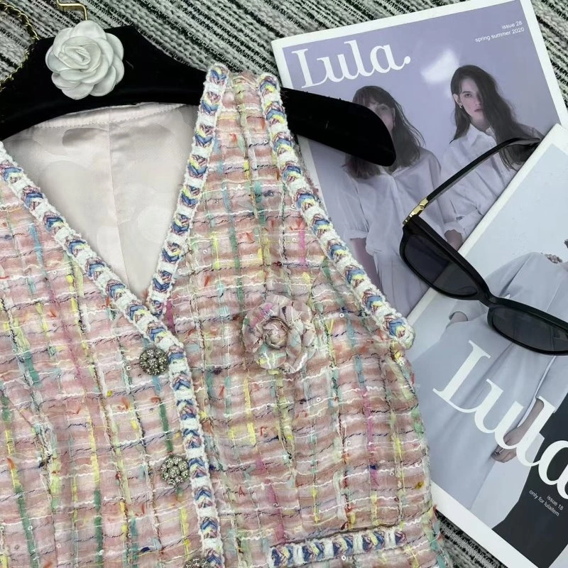 Low-cost Chanel Dress Suits