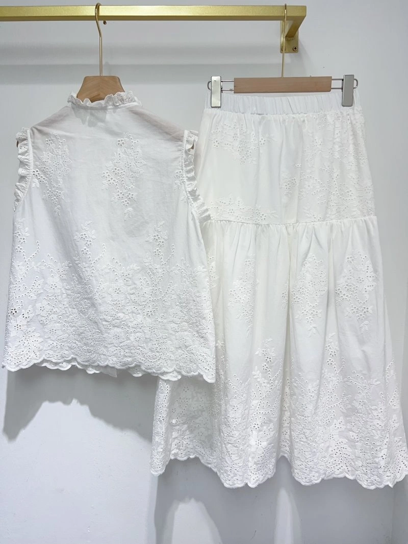 Bargain Chanel Dress Suits