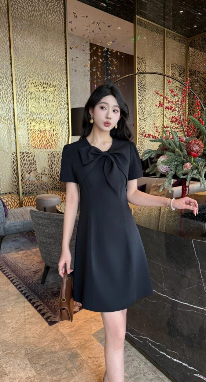 Low-cost Chanel Dress