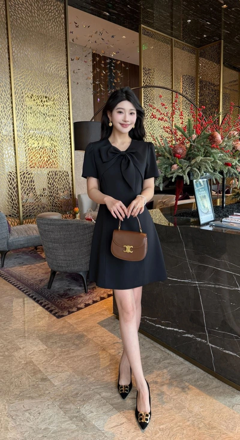 Low-cost Chanel Dress