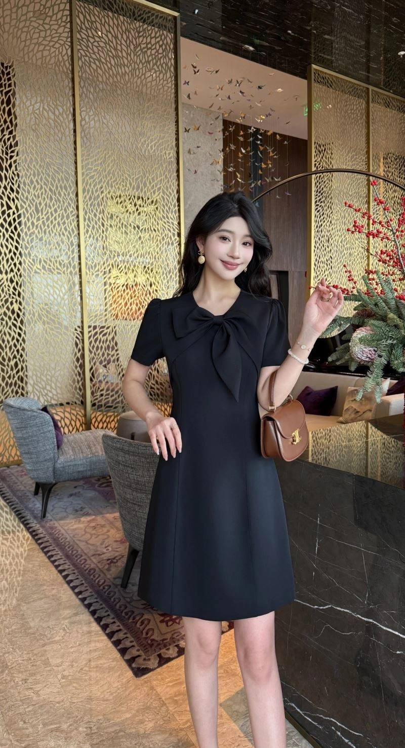 Low-cost Chanel Dress