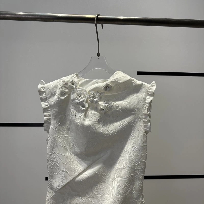 Low-cost Chanel Dress