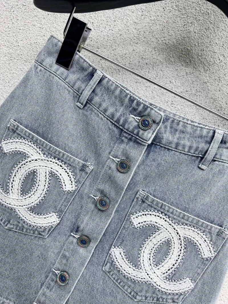 Low-cost Chanel Dress