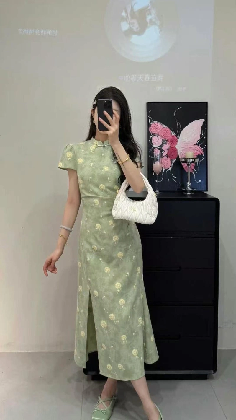 Low-cost Chanel Dress