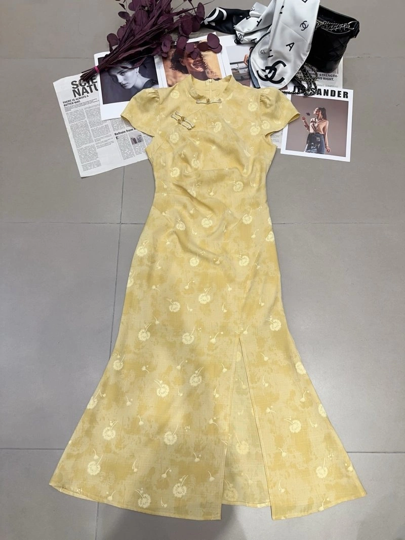 Low-cost Chanel Dress