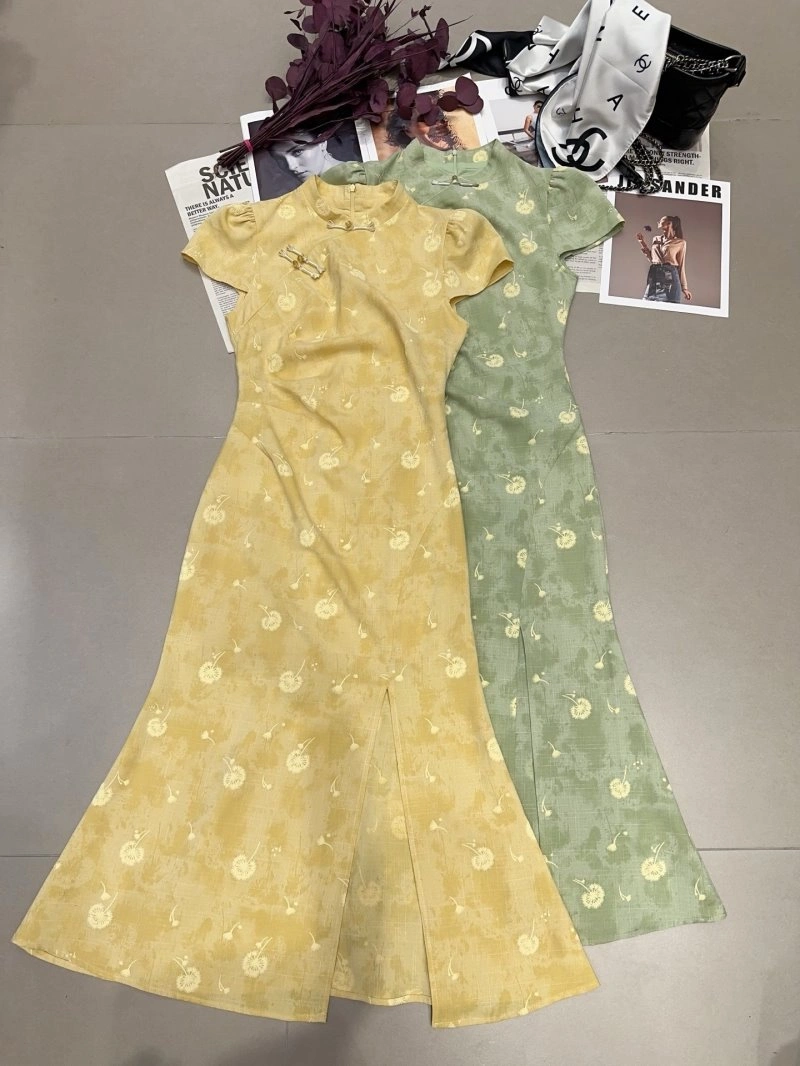 Low-cost Chanel Dress