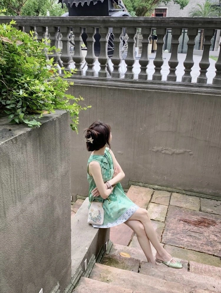 Top mirror Chanel Dress