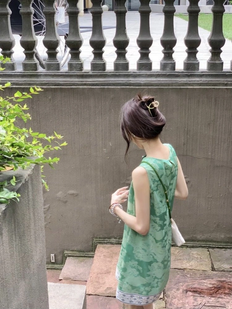 Top mirror Chanel Dress