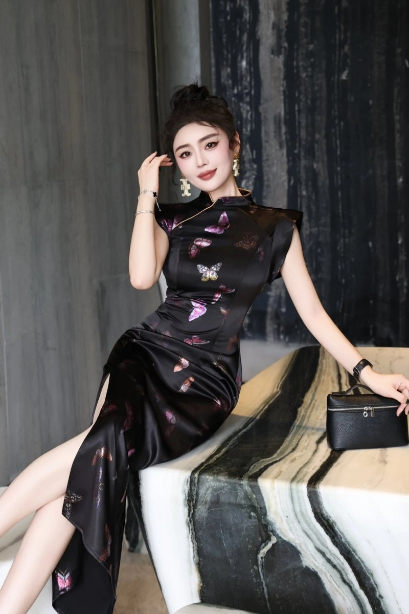 Top match Chanel Dress