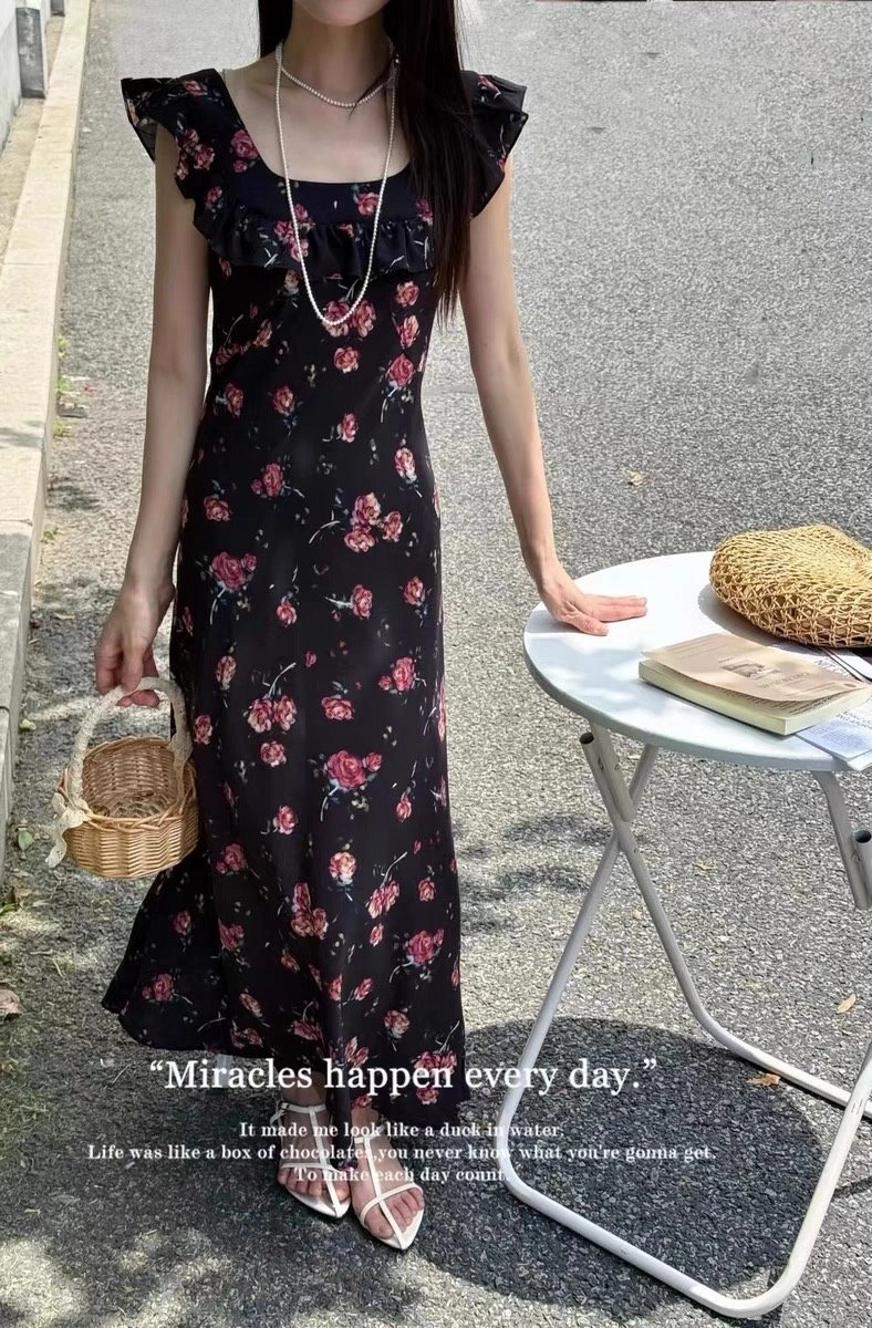 Low-cost Chanel Dress