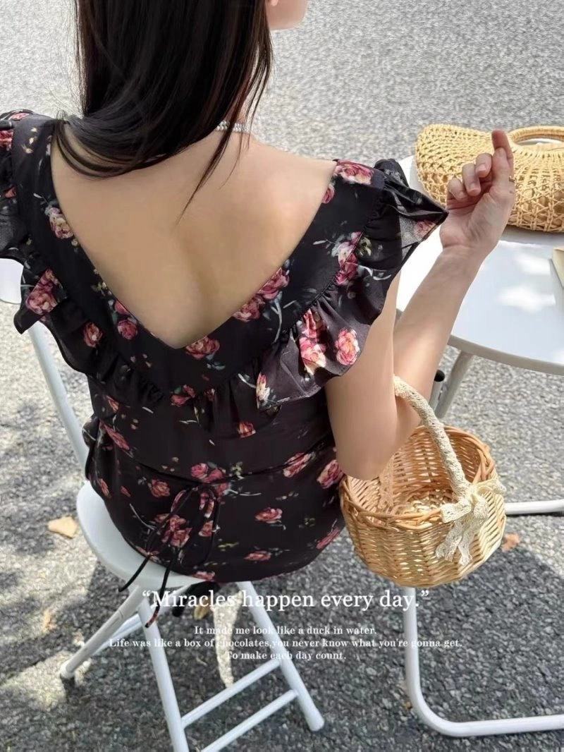 Low-cost Chanel Dress