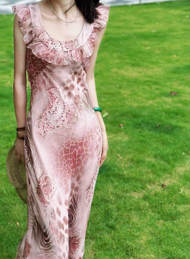 Precise copy Chanel Dress