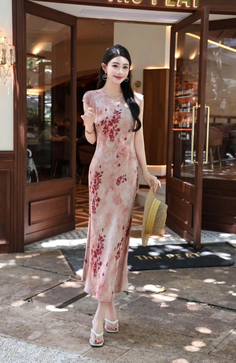 Accurate model Chanel Dress