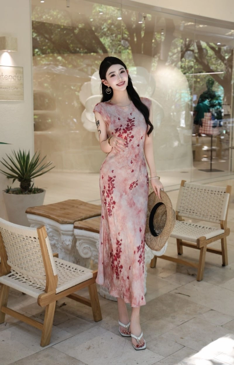 Accurate model Chanel Dress