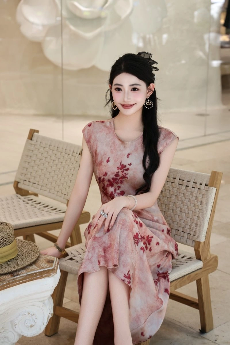 Accurate model Chanel Dress