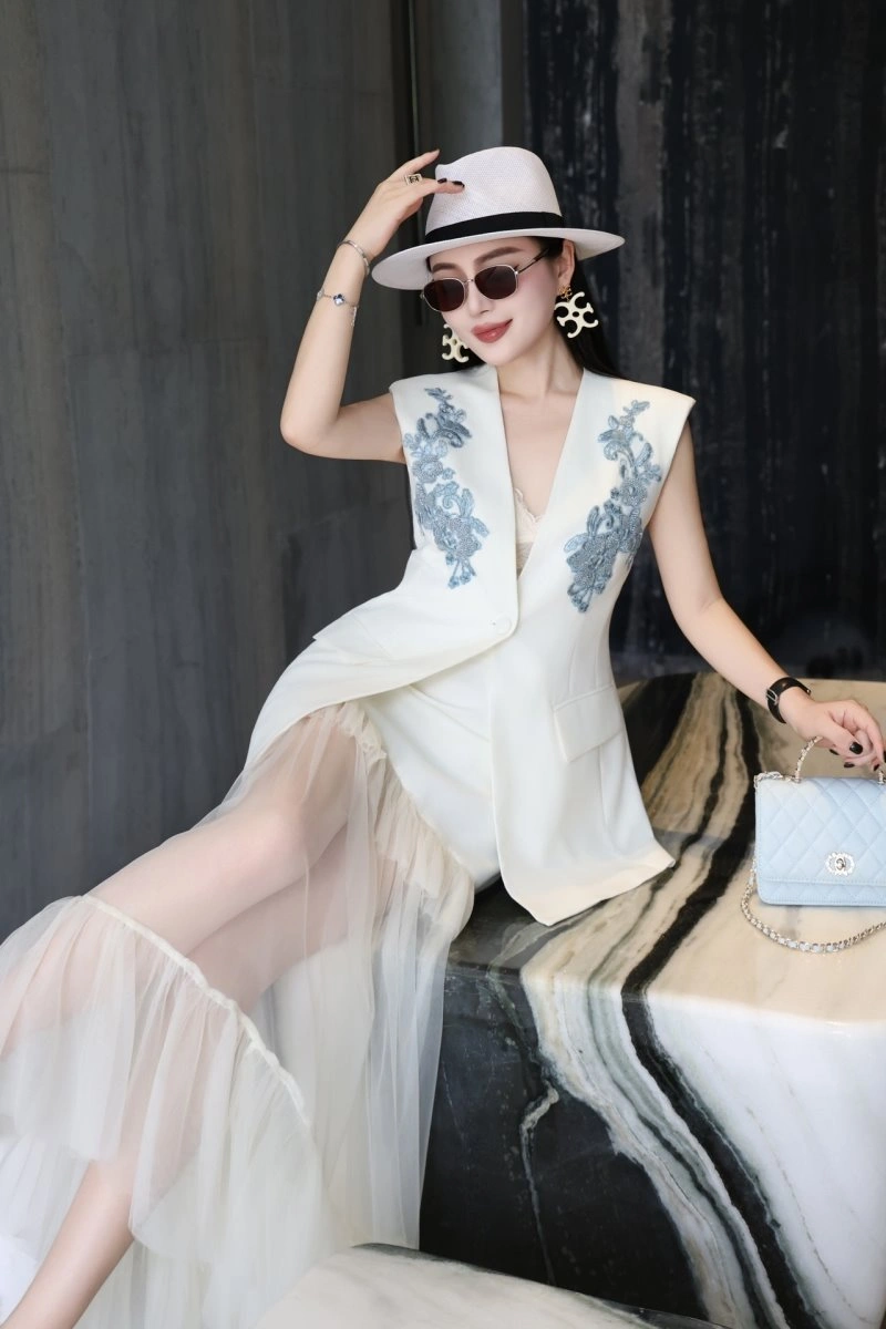Accurate model Chanel Dress