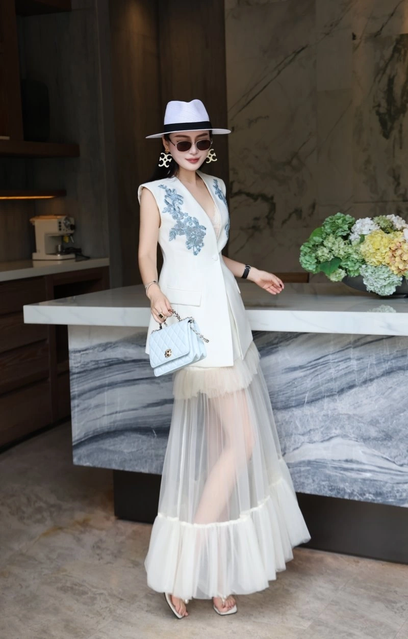 Accurate model Chanel Dress