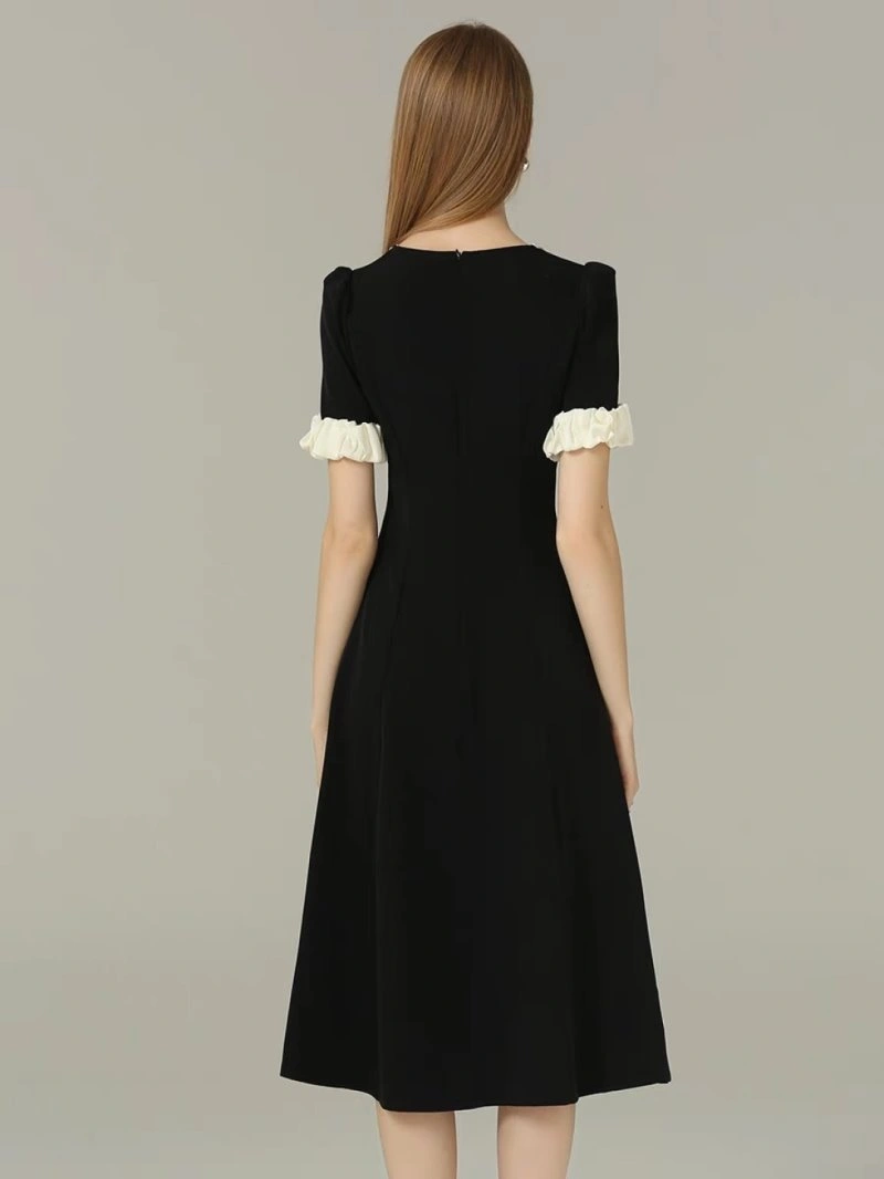 Top match Chanel Dress