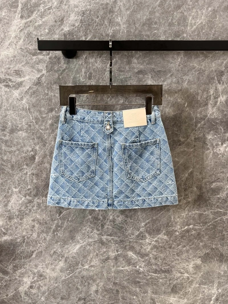 Low-cost Chanel Dress