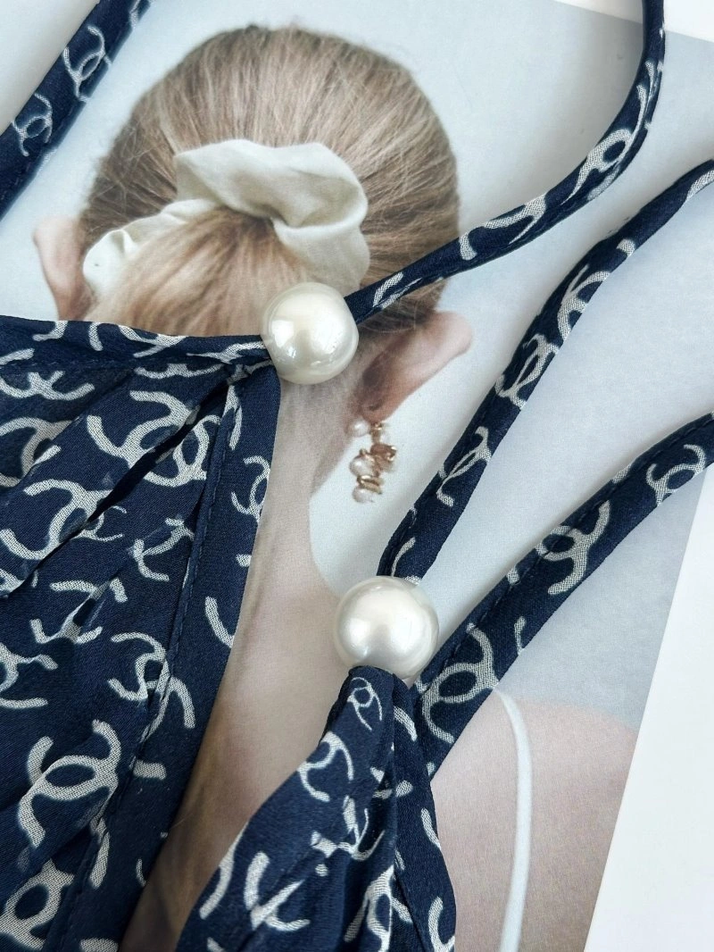 Low-cost Chanel Dress