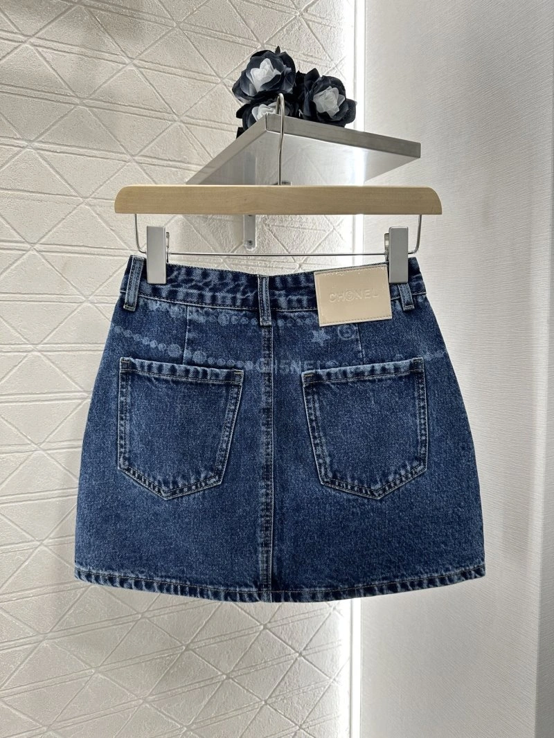 Low-cost Chanel Dress
